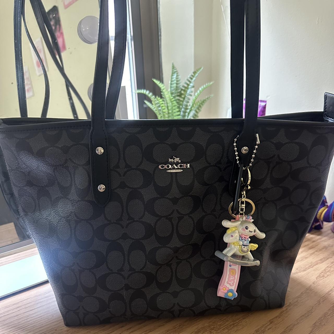 Coach Monogram Tote Bag ♡ 🖤 In good condition on... | Depop