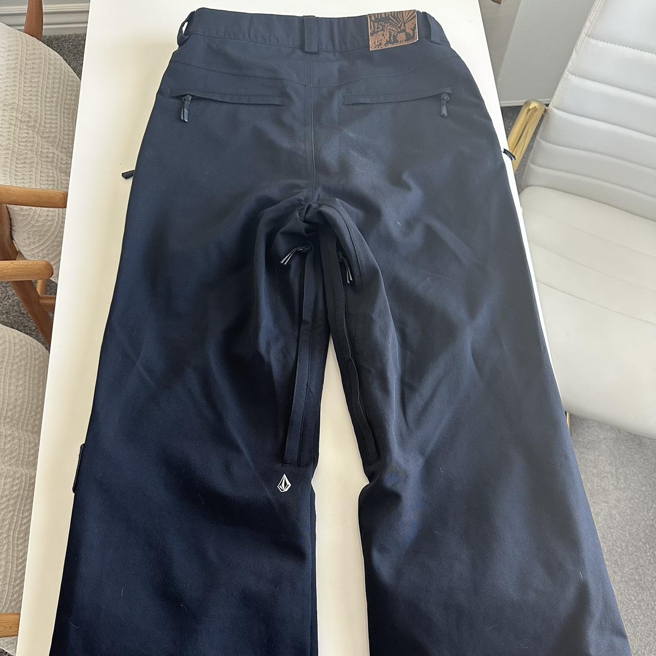 Volcom Dust Box Snow pants Size: M Only wore a few... - Depop