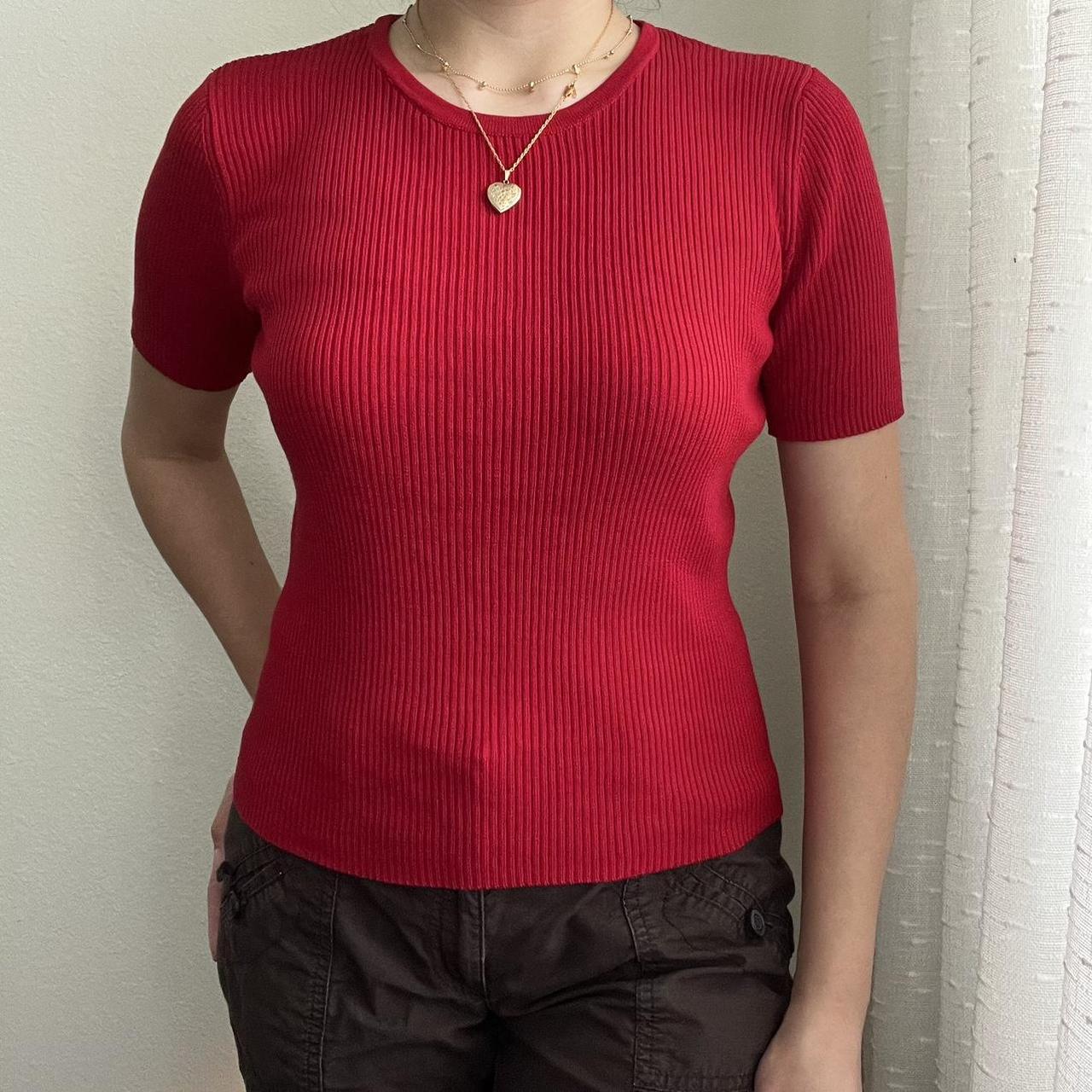 ️Vintage Y2k Red Top! ️ Super cute simple red top in... - Depop