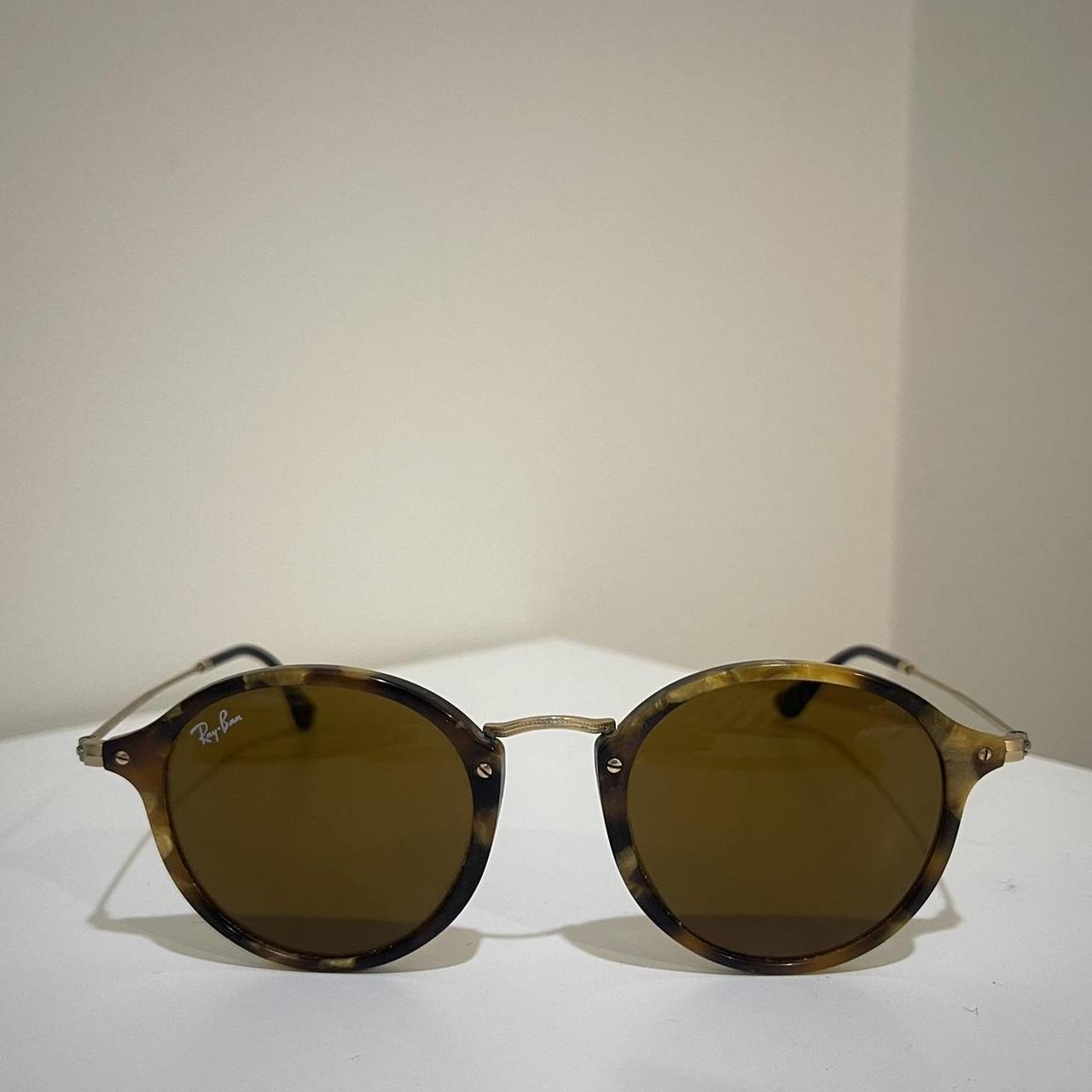 RAY-BAN RB2447 Round Fleck sunglasses rrp $237 well... - Depop