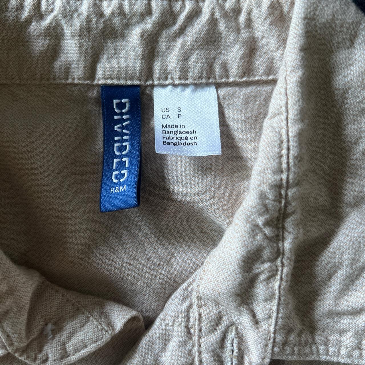 Cream colored button up shirt Women’s Small - Depop