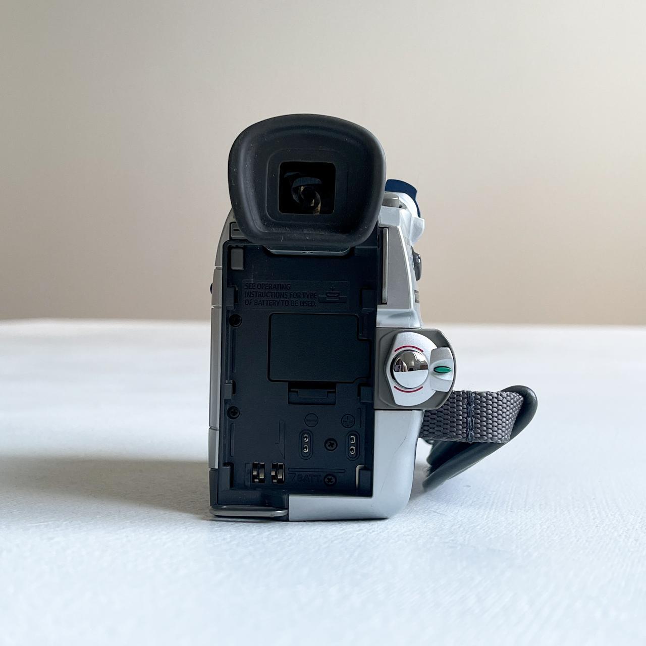 Vintage Camcorder Video Camera - Canon NTSC ZR25... - Depop