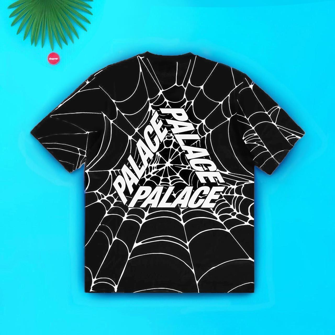 Palace Men's Black T-shirt | Depop