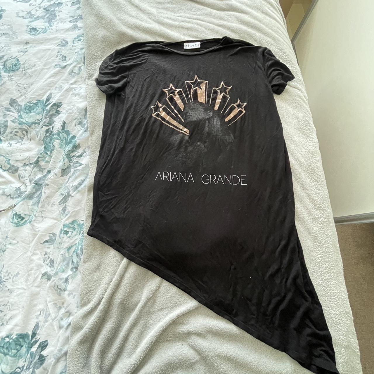 Official Ariana Grande “Yours truly” Merchandise... - Depop