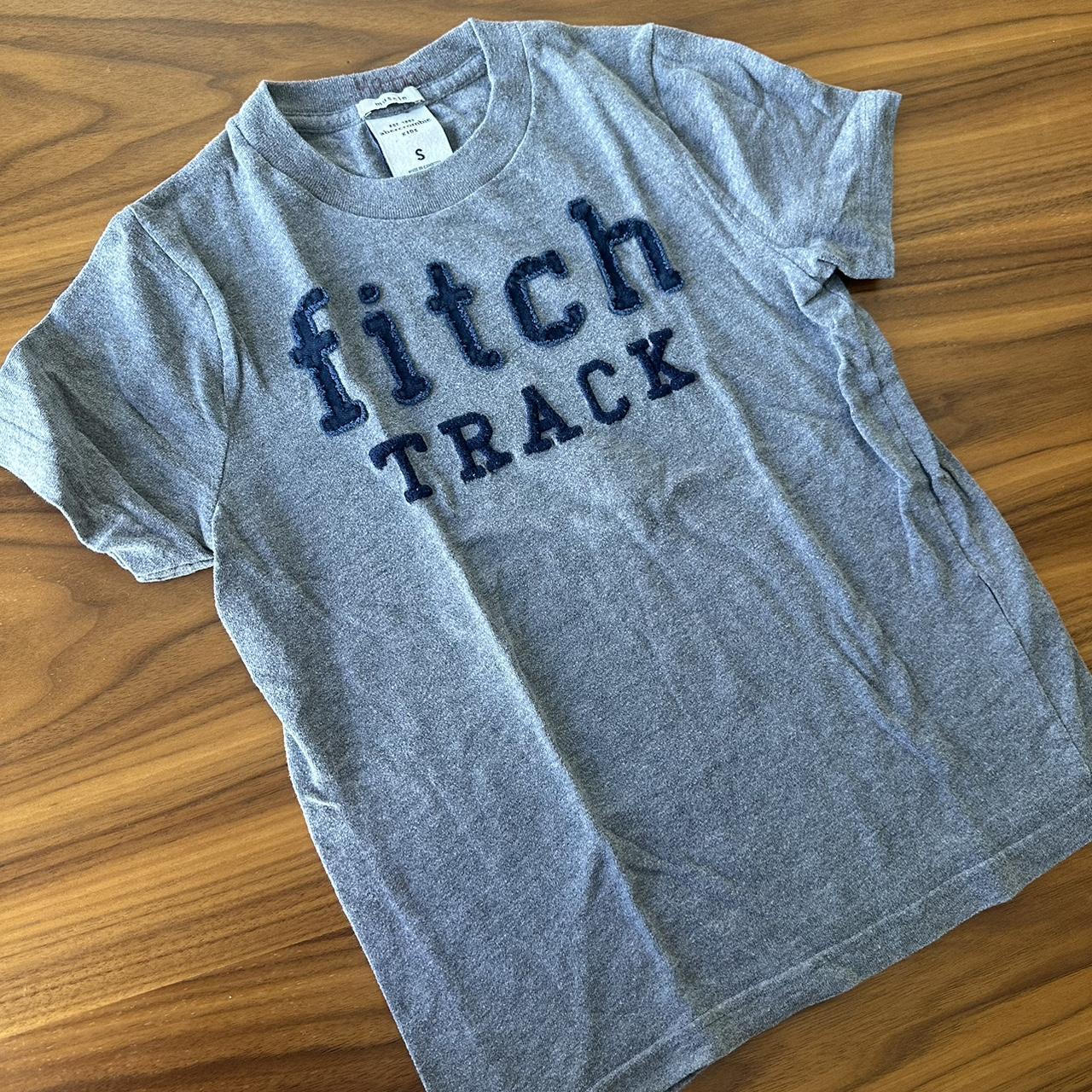 Abercrombie Kids Tshirt Size Small - Depop