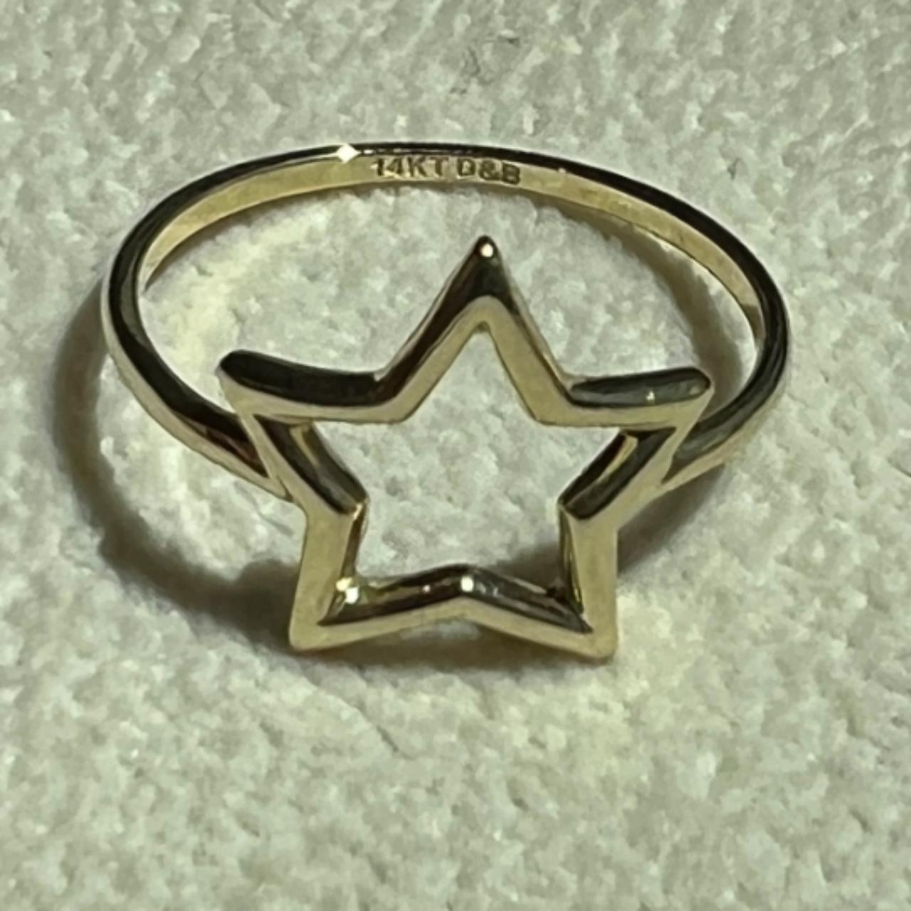 14k solid Gold Star Ring | Estrella Ring | Valentine... - Depop