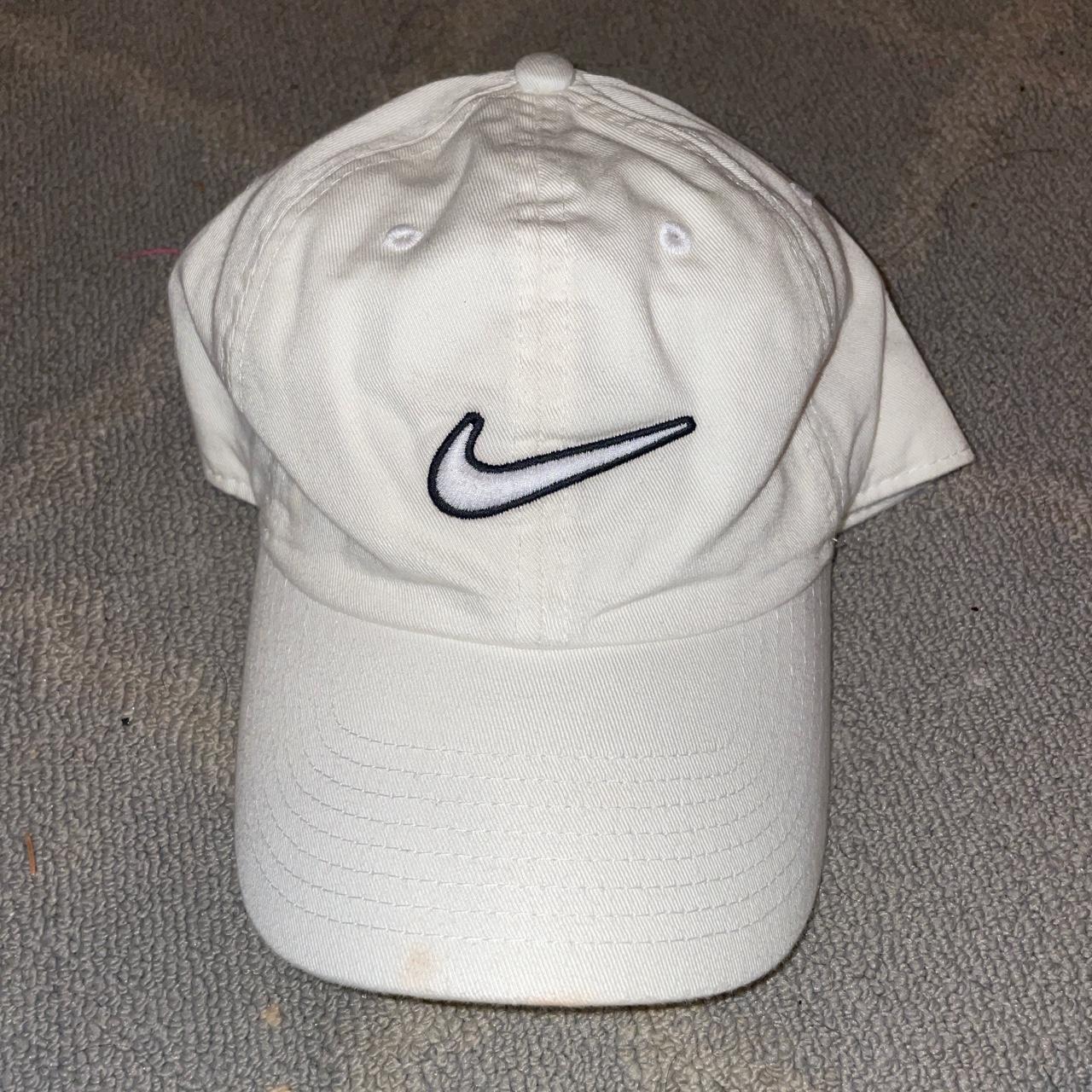 Nike white woman’s hat - Depop