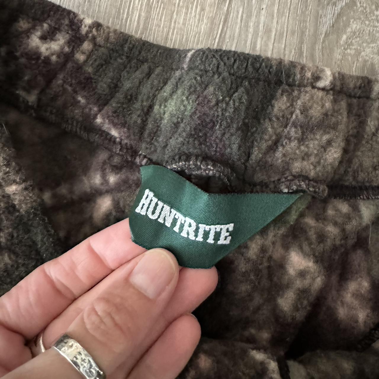 Realtree jogger sweats Fuzzy material Huntrite... - Depop