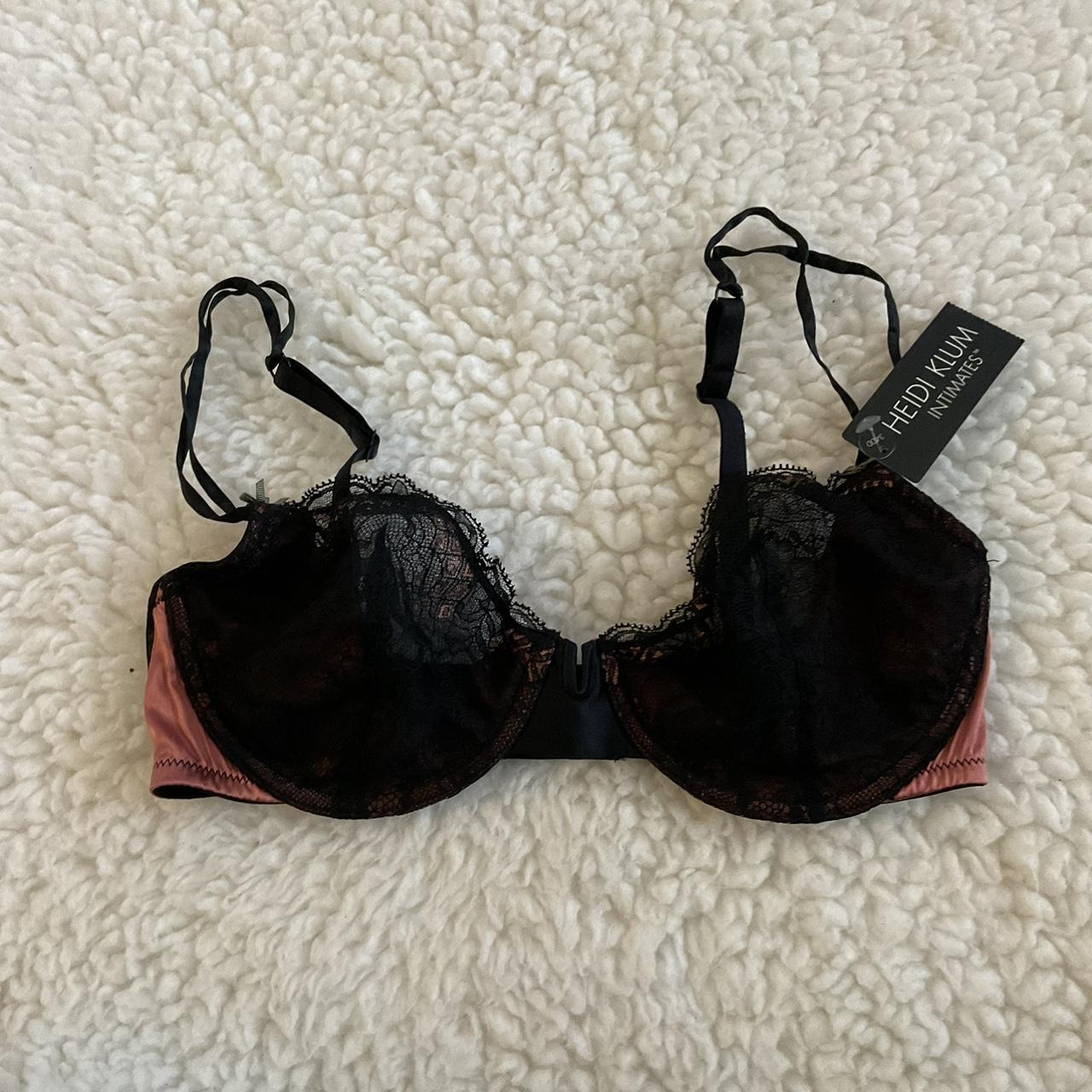 Heidi Klum Intimates Bra Mineral Sands Cedar/Black... - Depop