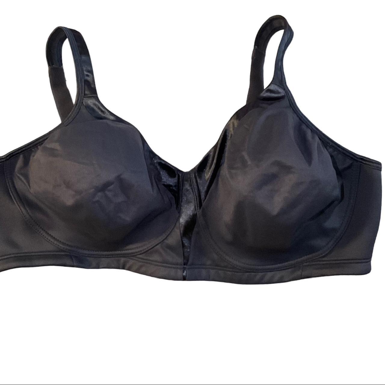 Playtex 44C Women's 18 Hour Silky Soft Smoothing... - Depop