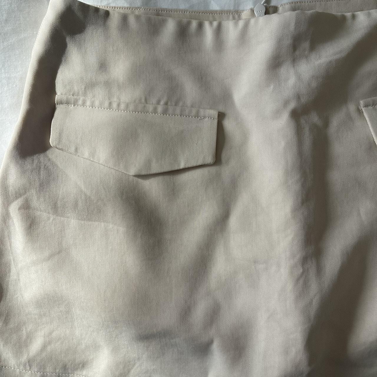 Reformation imogen skirt - sold out online, worn once - Depop