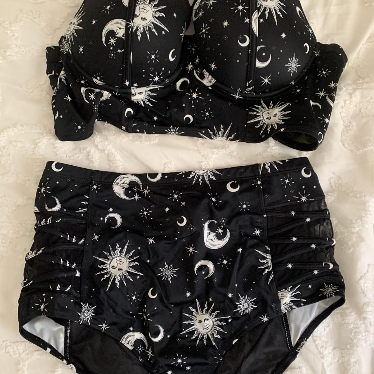 Torrid Women's Black and White Bikinis-and-tankini-sets | Depop