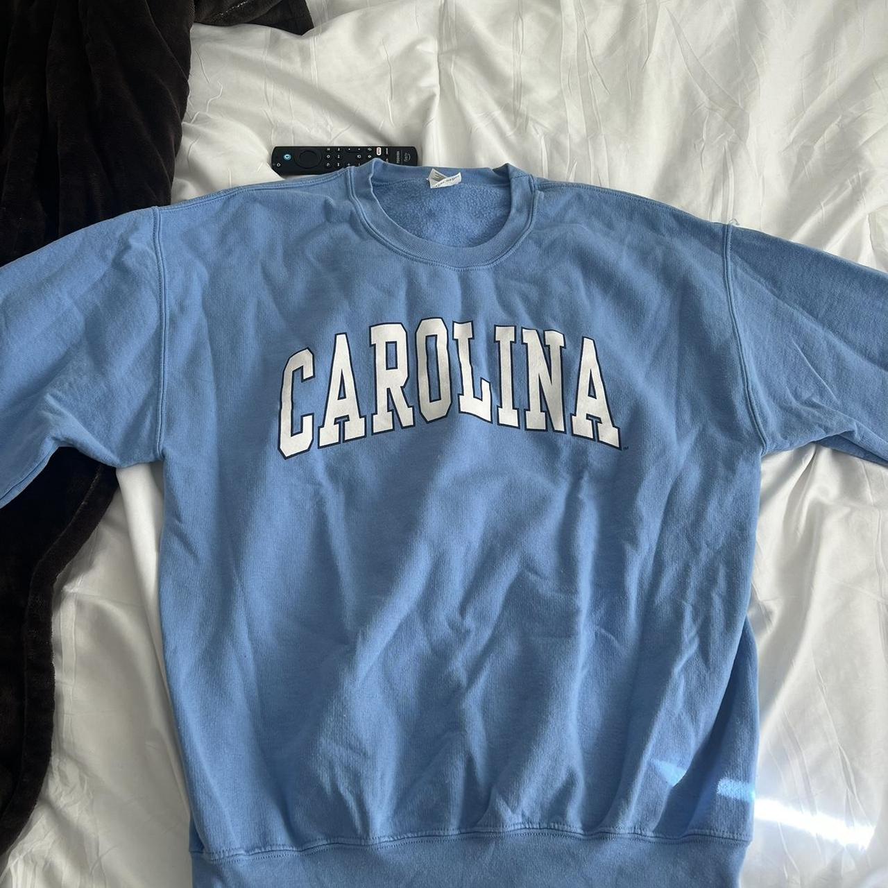 Vintage UNC crew neck!!! Fits like a women’s large... - Depop