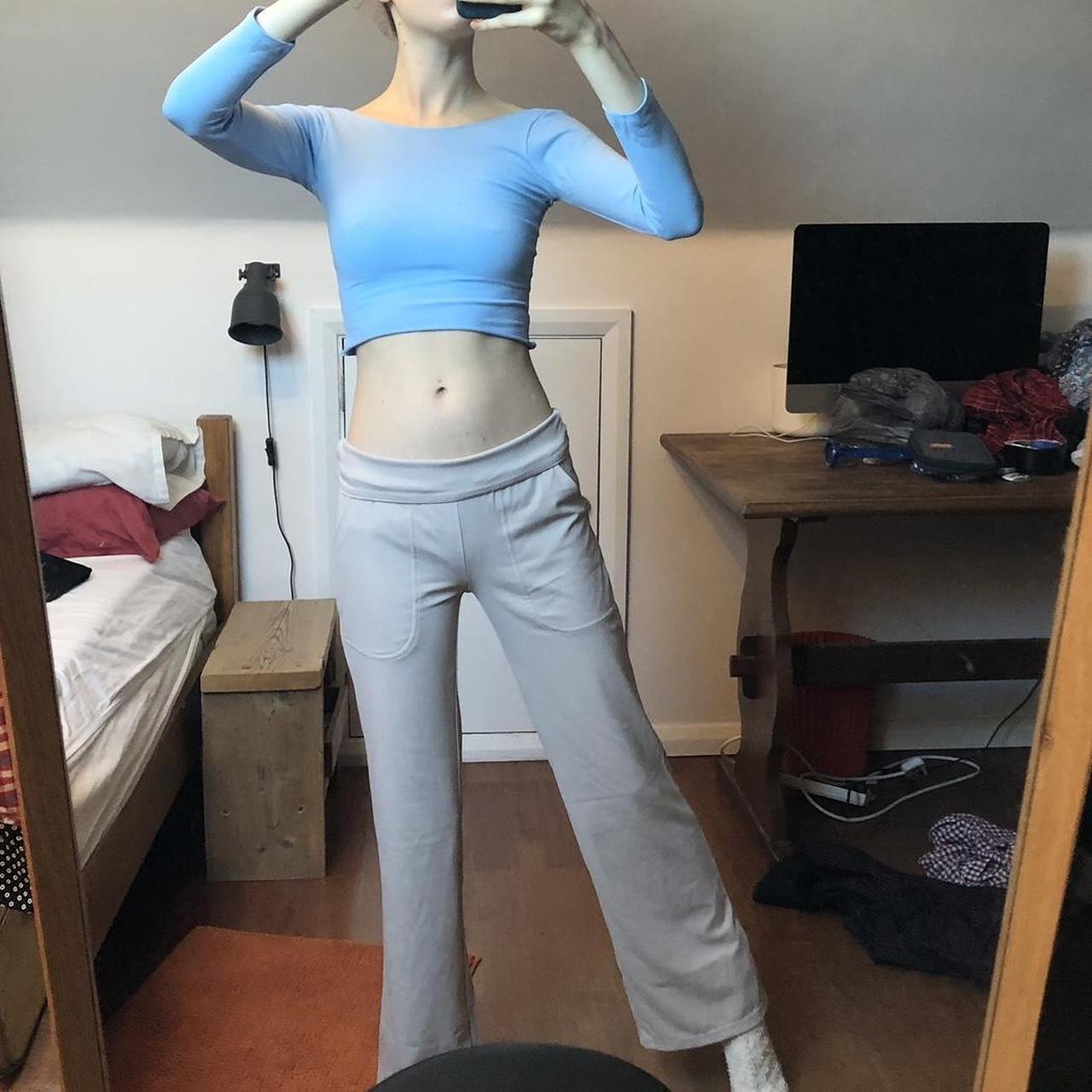 Super flattering beige low rise yoga pants with... | Depop