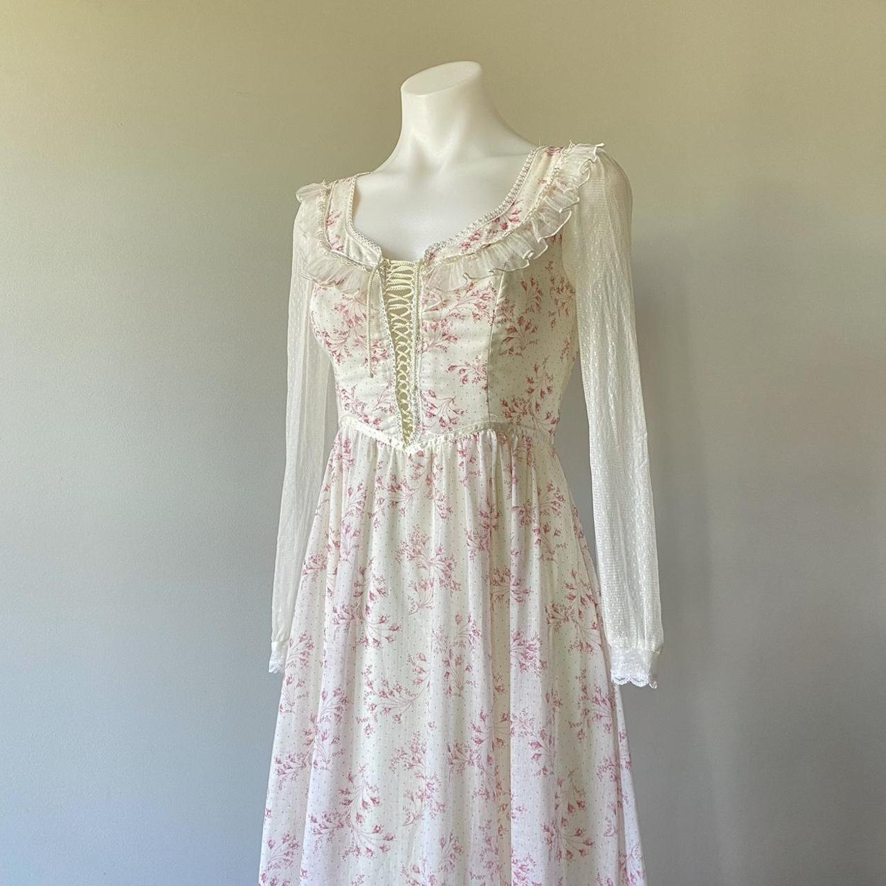 RARE deadstock 1970’s Gunne Sax by Jessica corset... - Depop