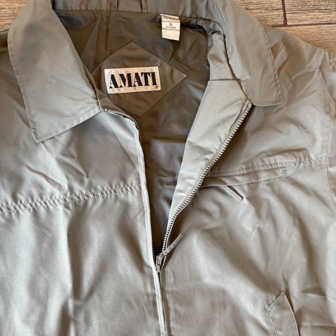 Lightweight Collared Windbreaker 🫧 Size XL, photos... - Depop