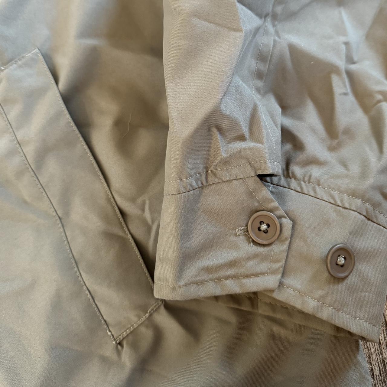 Lightweight Collared Windbreaker 🫧 Size XL, photos... - Depop