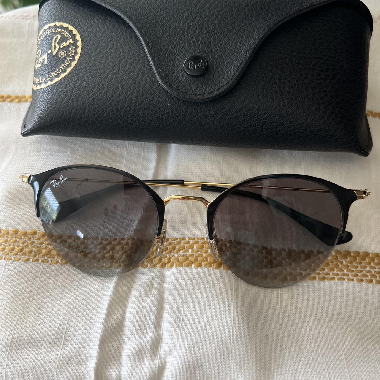 Ray Ban Sunnies - Depop