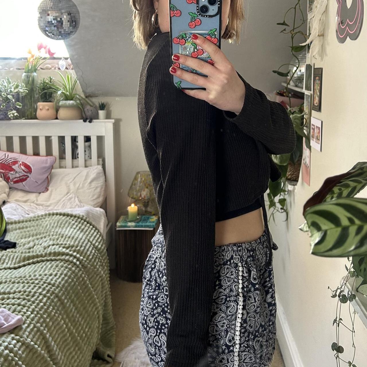 Black cardigan from H&M Ties at the front Worn a... - Depop