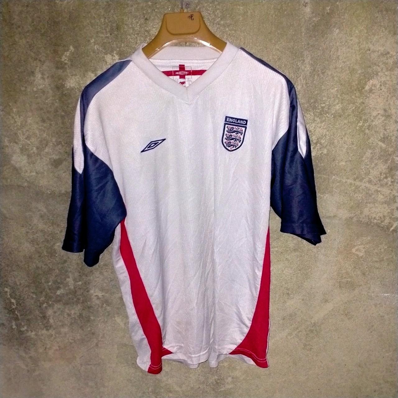 England 2000s training football shirt / jersey.... - Depop