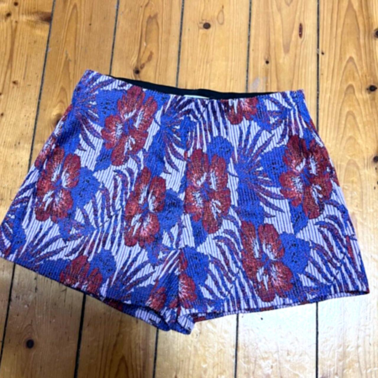 BNWT Zara Trafaluc Metallic Floral Shorts Purple... | Depop