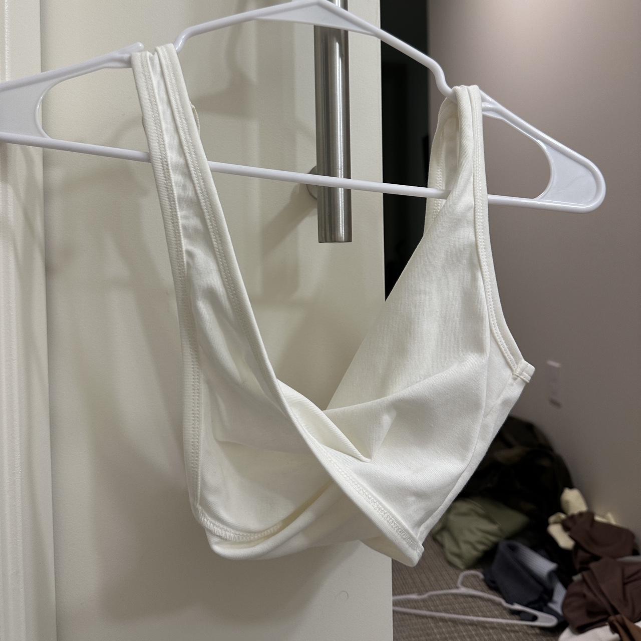 The kript crop top ( sleeves not included) - Depop