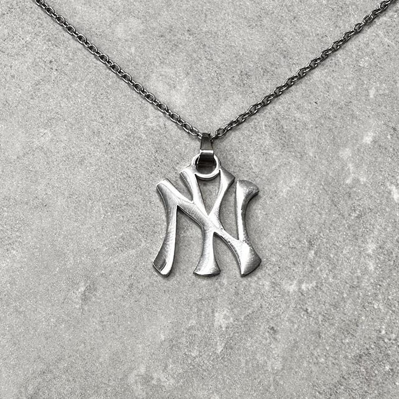 y2k silver NY Yankees MLB necklace chain in... - Depop