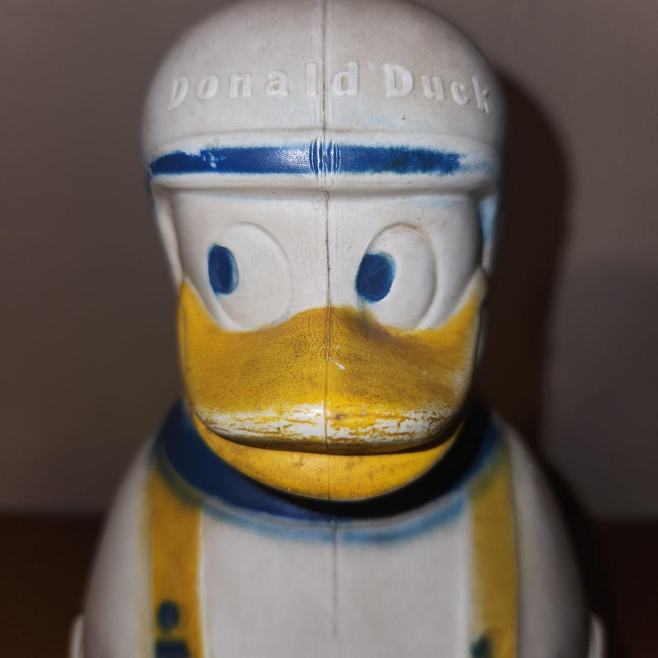 Vintage Donald Duck Wheat Puffs Cereal Container 7... - Depop