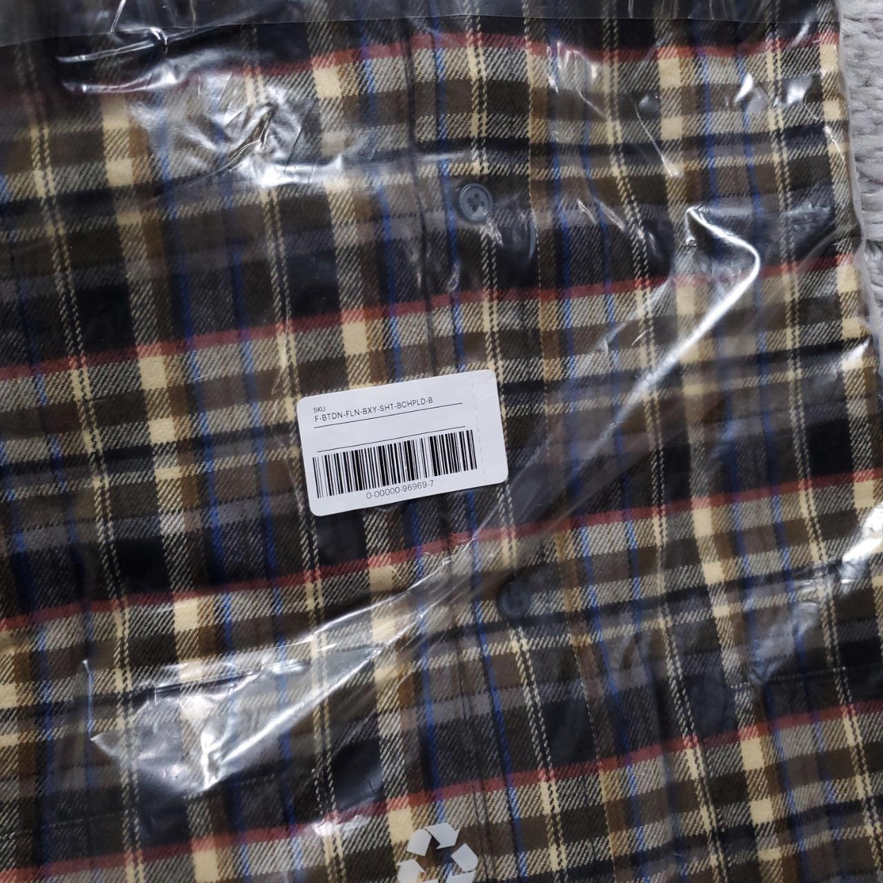 Everlane Boxy Plaid Flannel button down long sleeve... - Depop