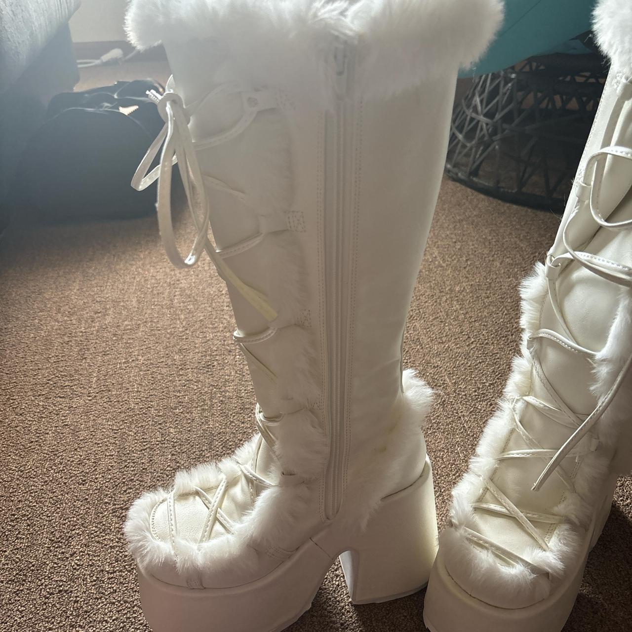 demonias white fur boots size 8 camel 311 PRICE IS... - Depop