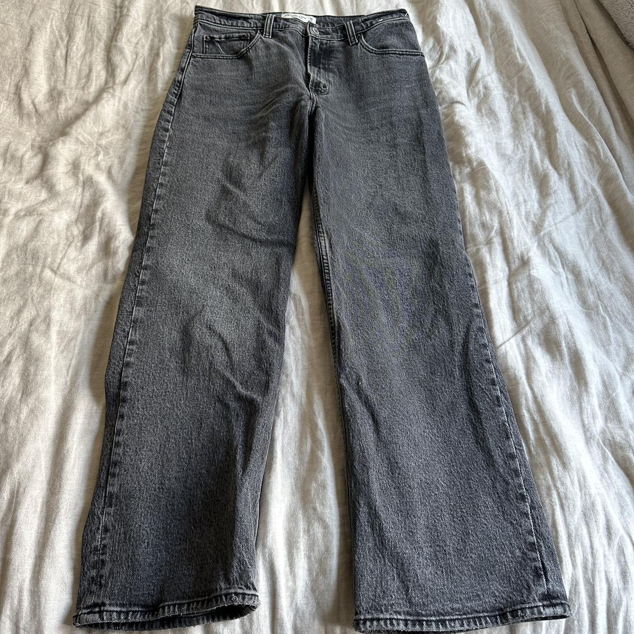 High Rise 90s relaxed Abercrombie jeans, worn twice.... - Depop