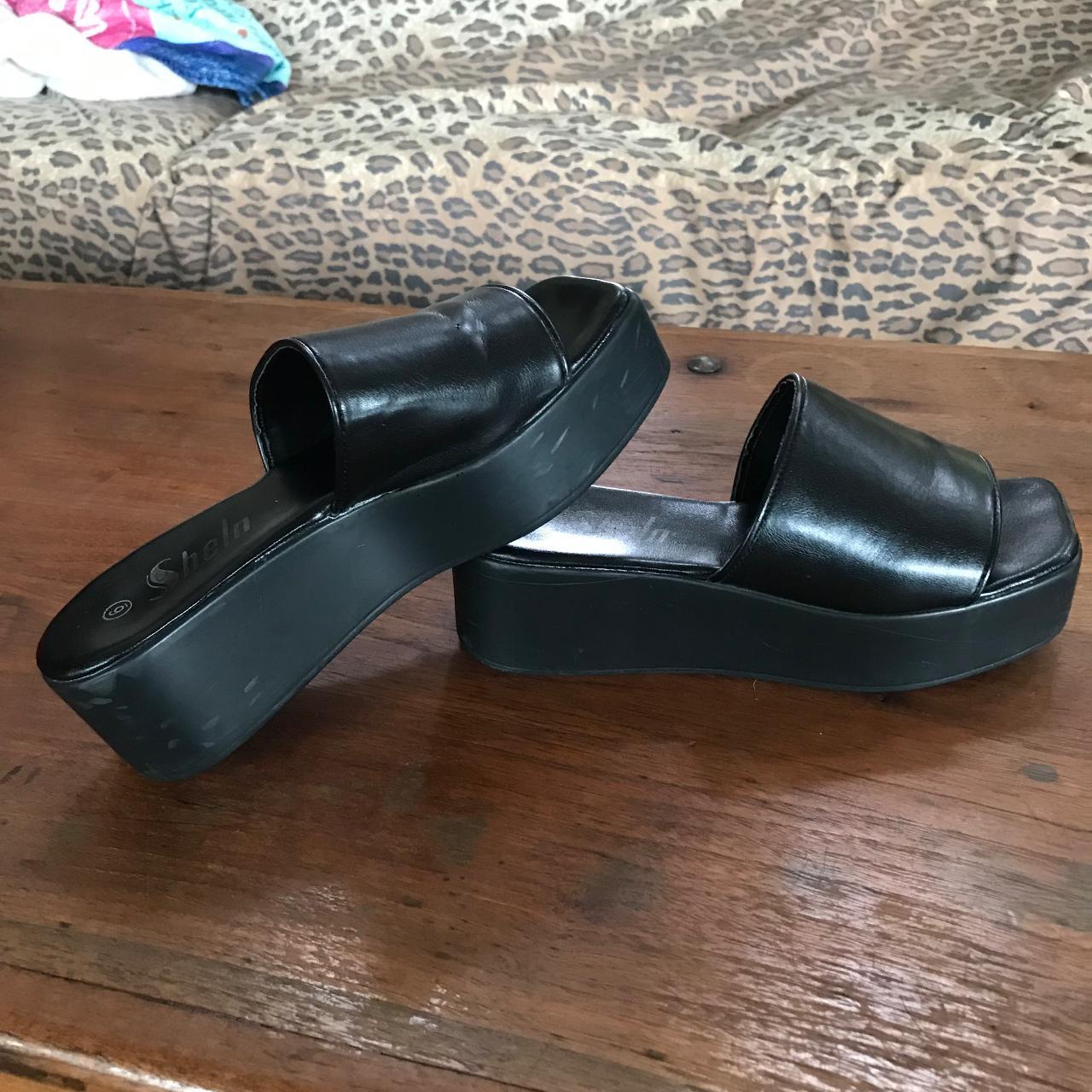 SHEIN Women's Black Slides | Depop
