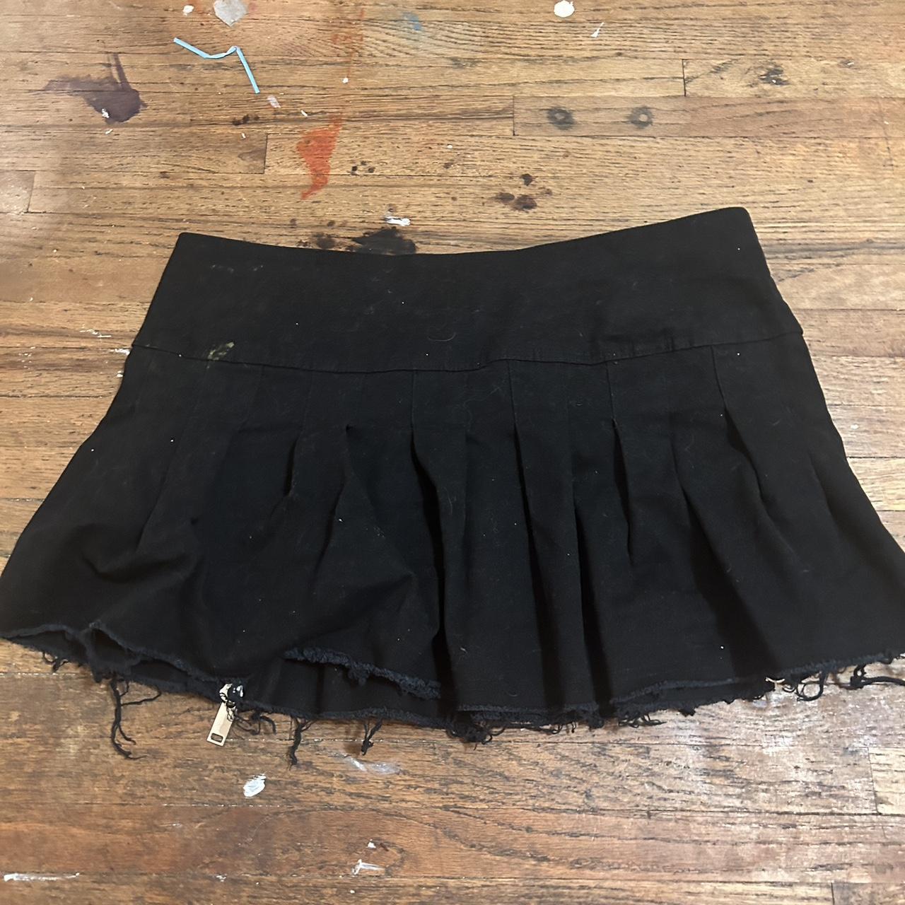 Dollskill Widow Zip Skirt Size Xl Minor Staining Depop