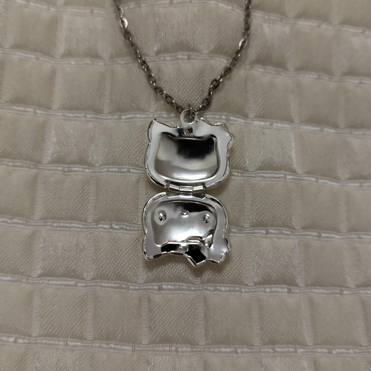 (💌) Hello kitty sanrio locket necklace —... - Depop