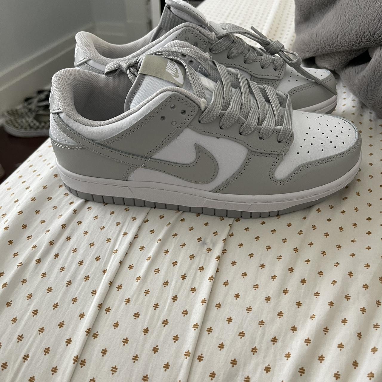 Nike dunks grey fog size 8 never worn - Depop