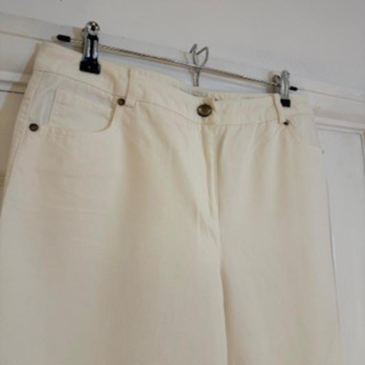 Jaeger White Cotton Jeans Size 14. Used, but in... - Depop