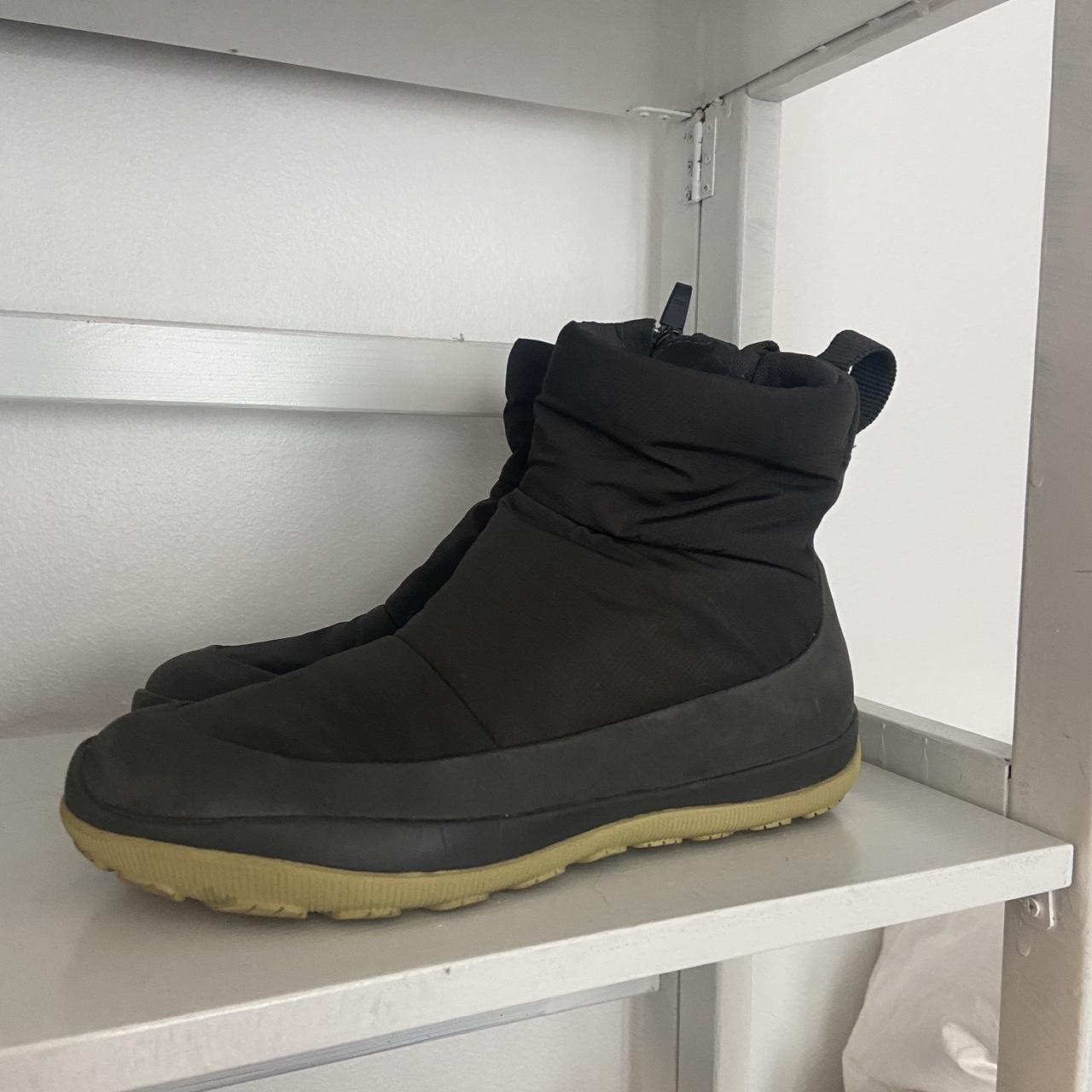 CAMPER Peu Pista boot low profile boot charcoal... - Depop