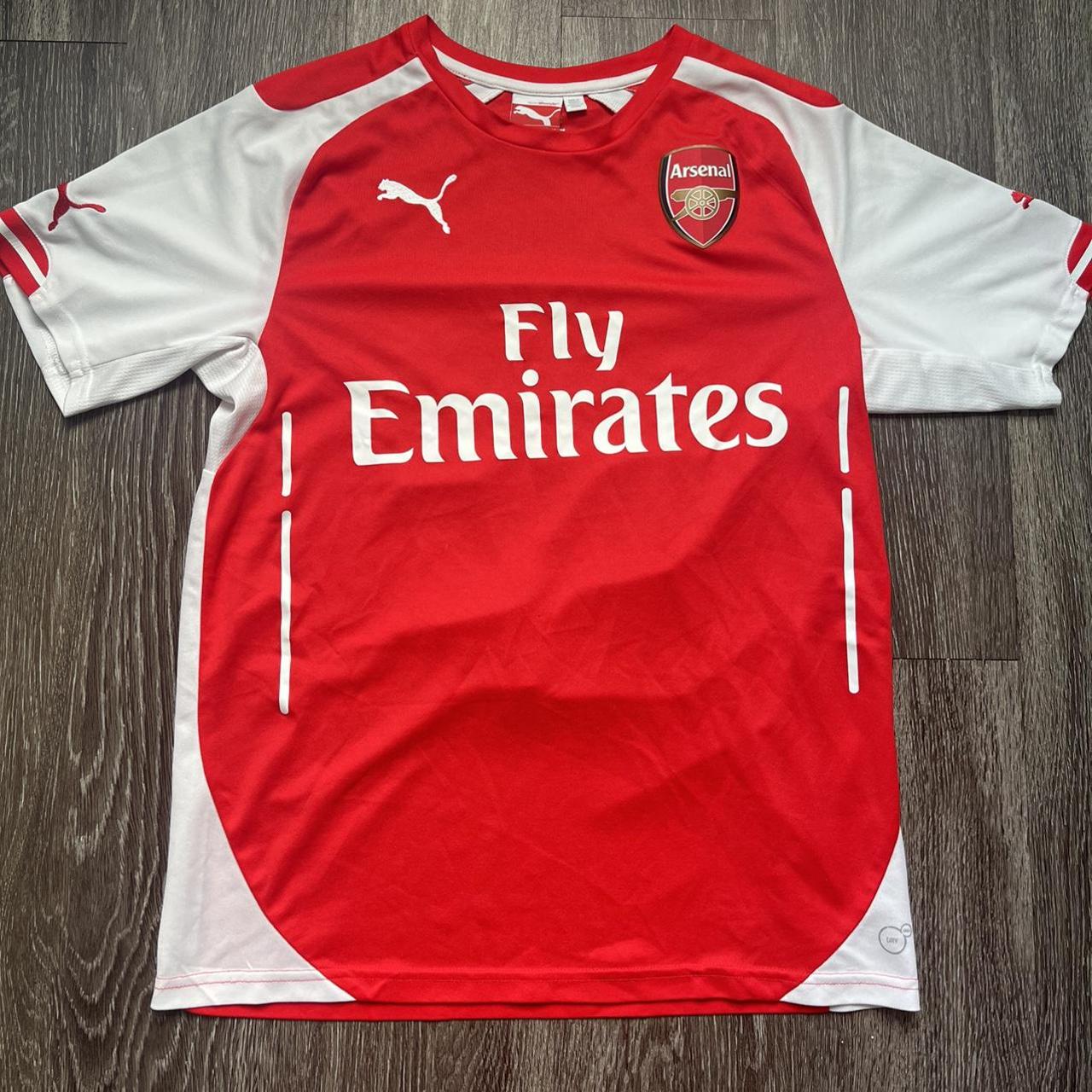 2014-2015 Alexis Sanchez Arsenal Home Kit... - Depop