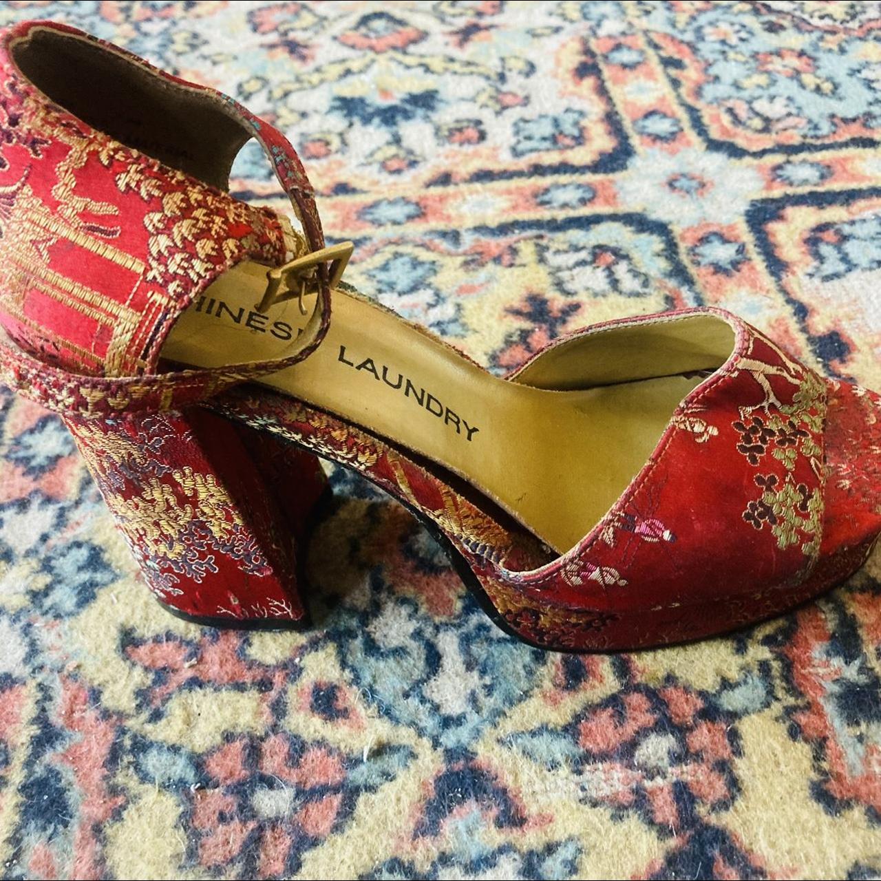 Vintage late 90s/early 2000s Chinese Laundry brand... - Depop