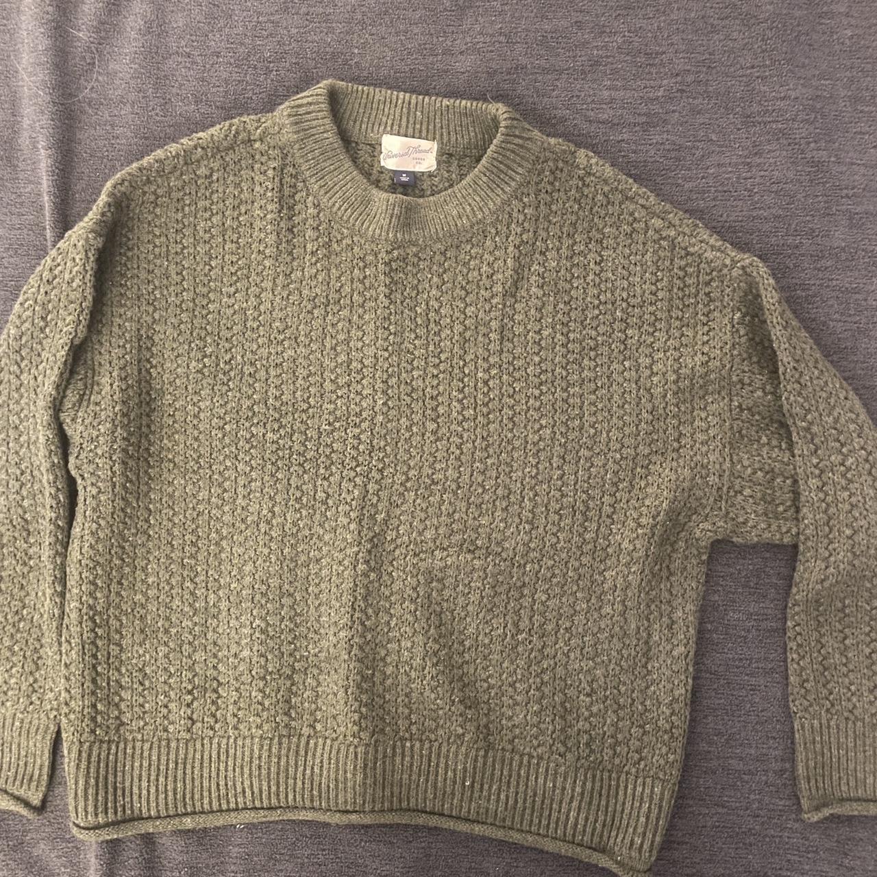 Medium target universal thread green sweater - Depop