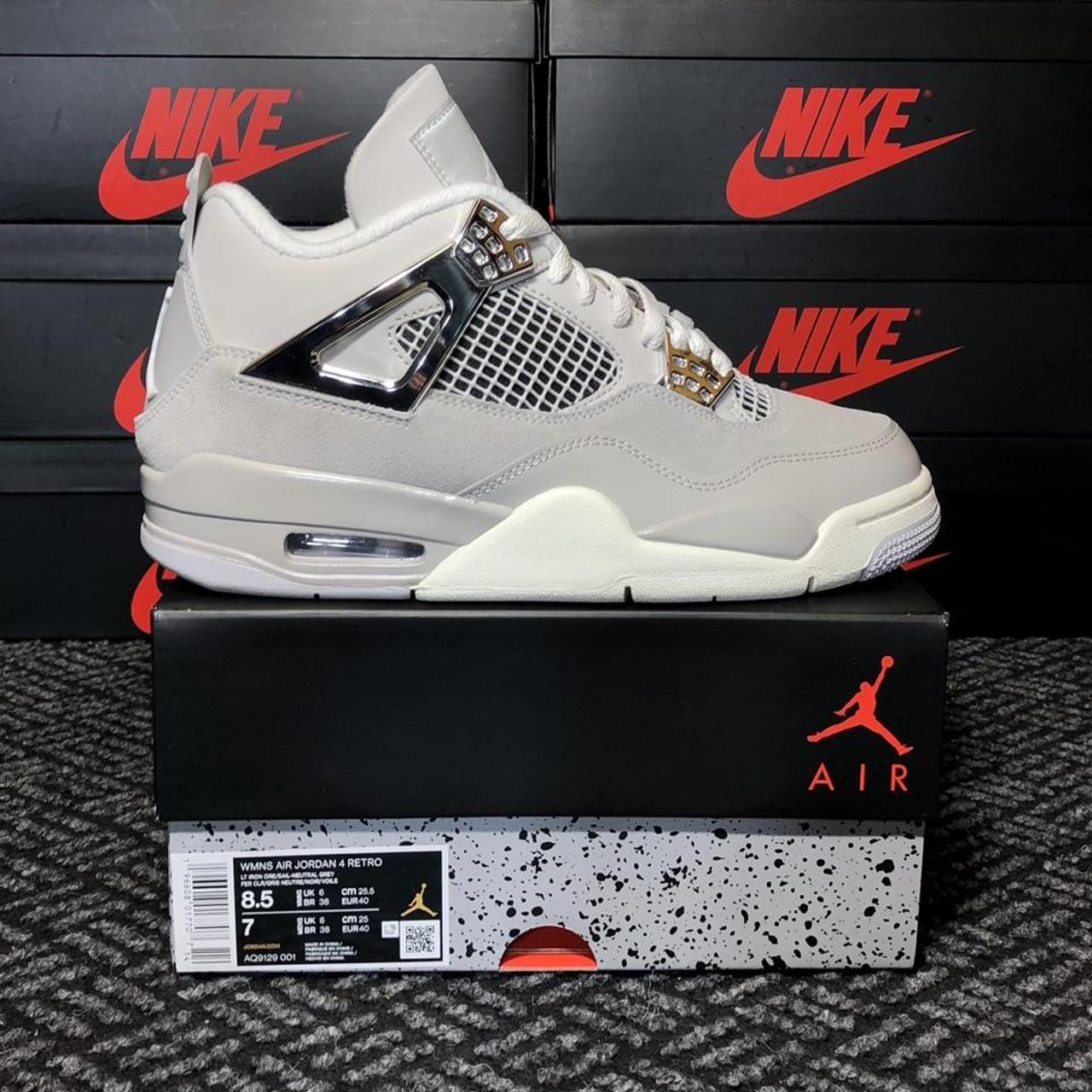 Air Jordan 4 “Frozen Moments” Size 8.5W = 7M ... - Depop