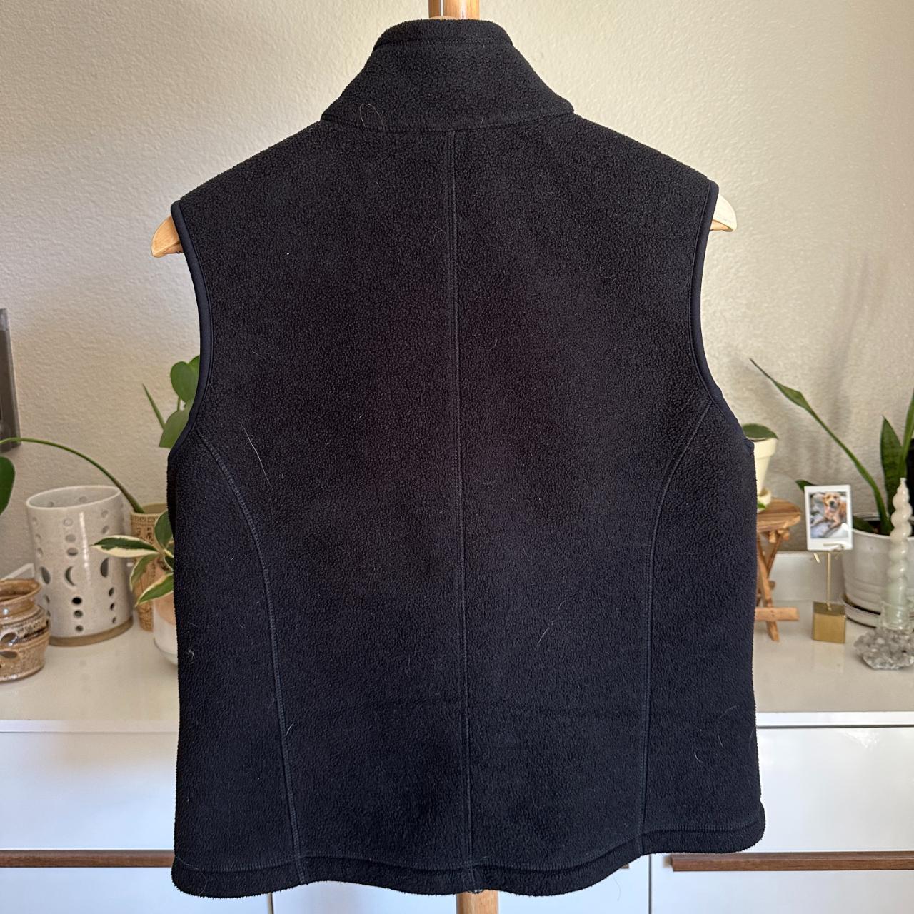 Women's Eddie Bauer Fleece Vest Size: L #fleece... - Depop