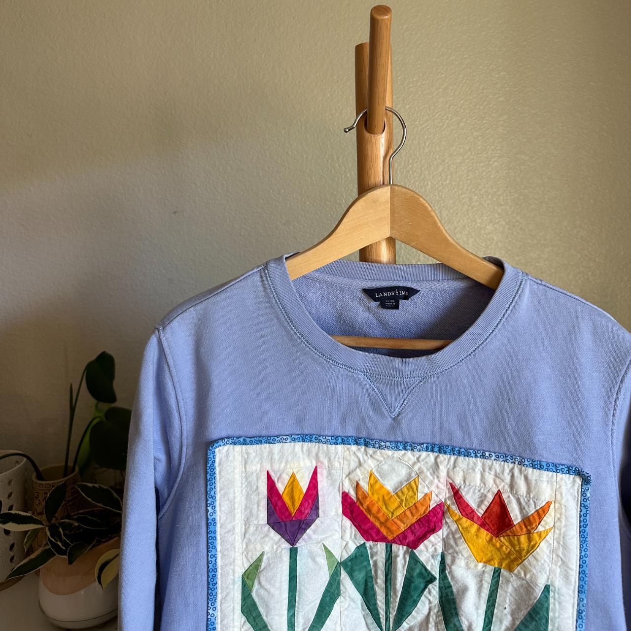 Vintage Women's Tulip Quilt Sweater Size: XL (fits... - Depop