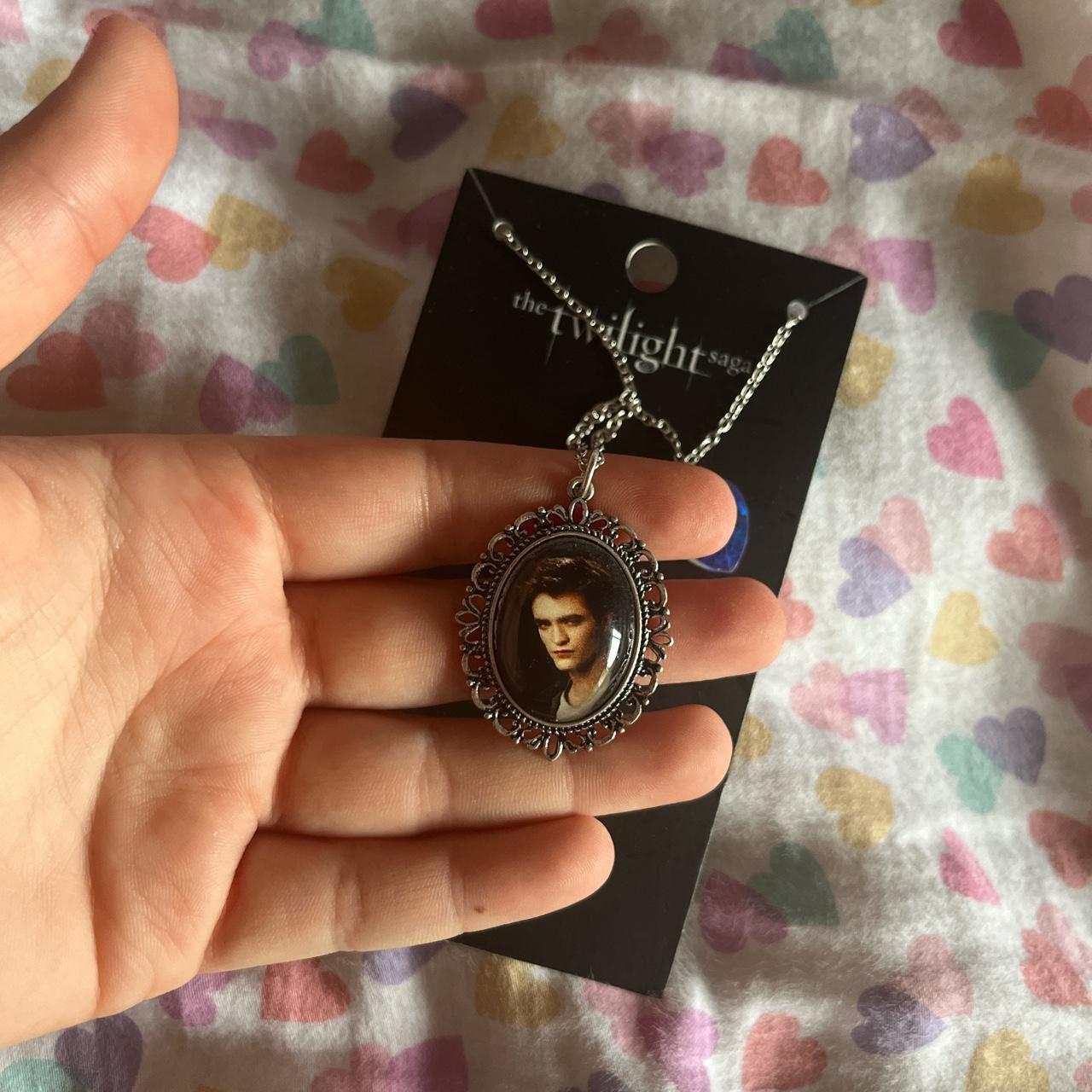 The Twilight Saga Team Edward Necklace Includes a... - Depop