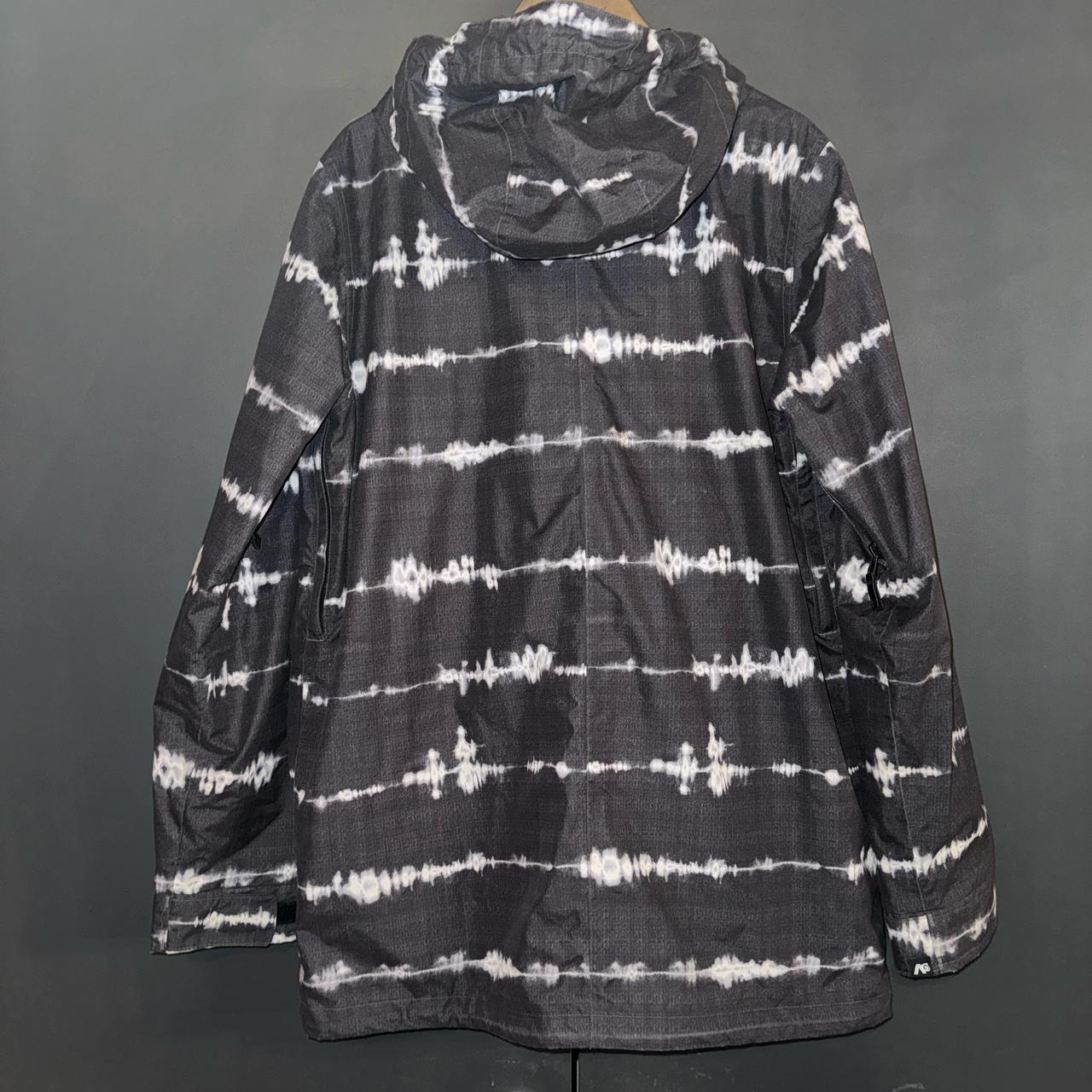 Analog Burton Snowboards Shoreditch Shell Jacket... | Depop