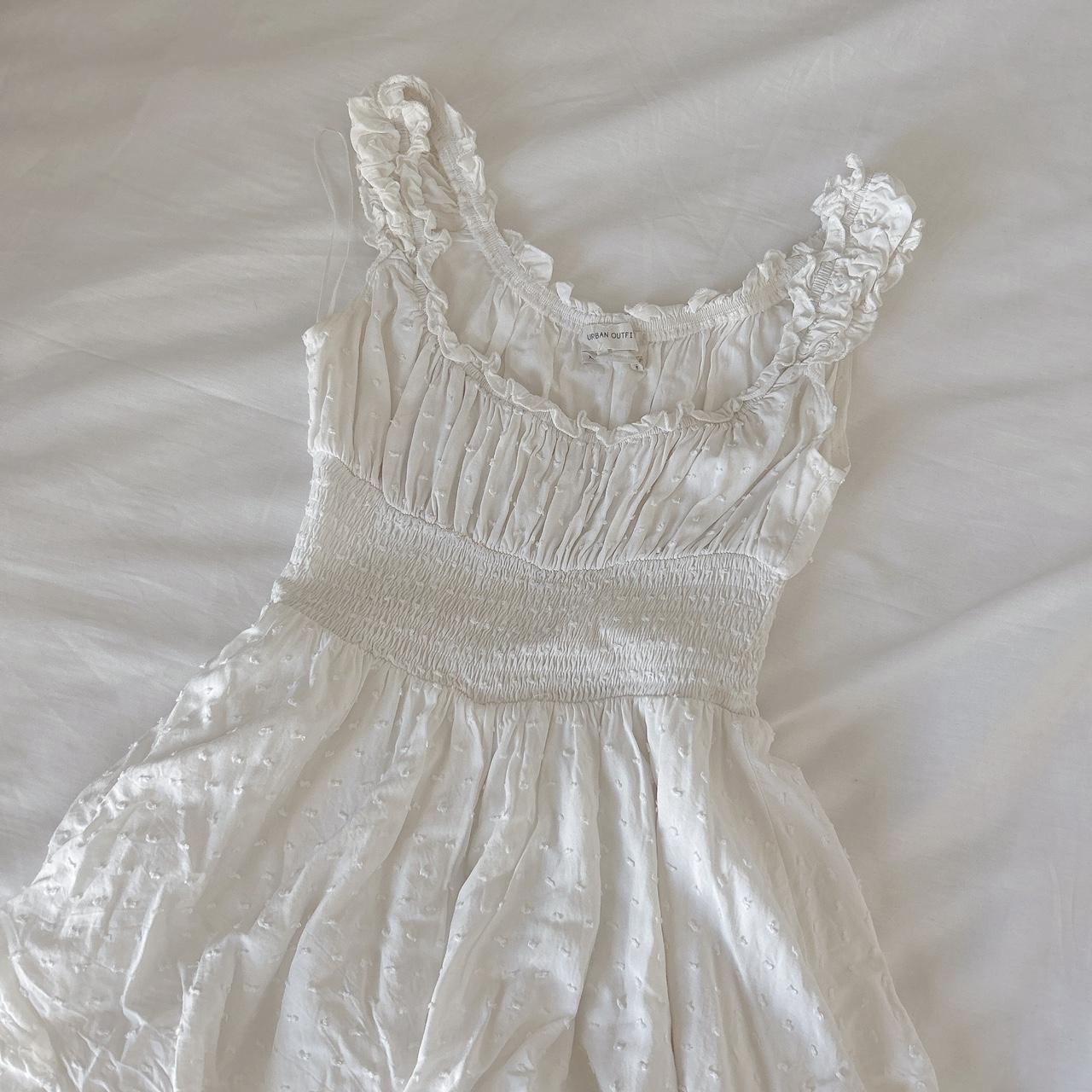 urban outfitters white flowy romper size XS -... - Depop