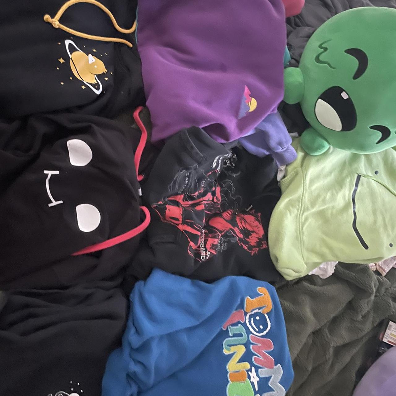 Selling my old dream smp merch! Dm to bundle or... - Depop