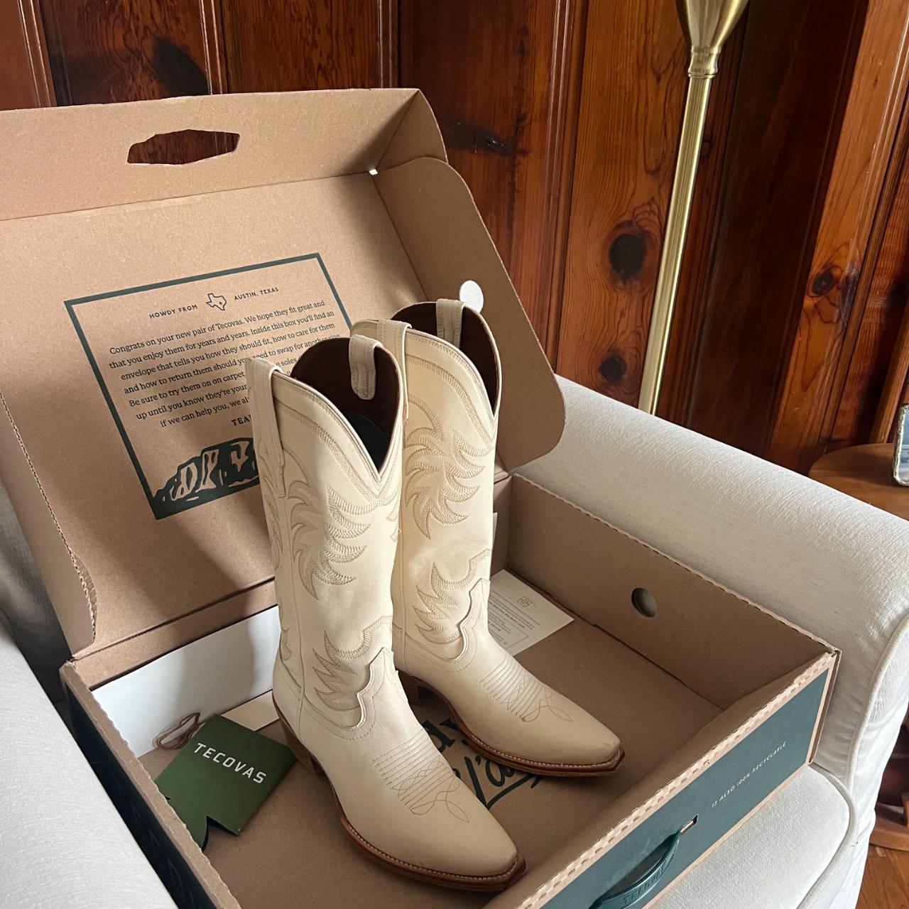LIKE NEW TECOVAS Annie Bone Cowhide Cowboy... - Depop