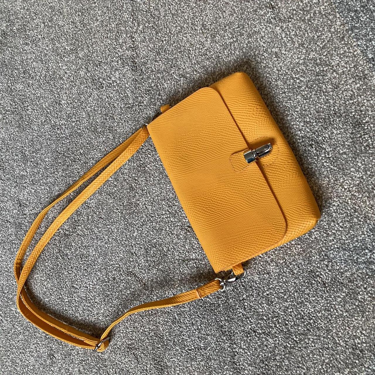 Mustard/yellow shoulder bag Primark Never used - Depop