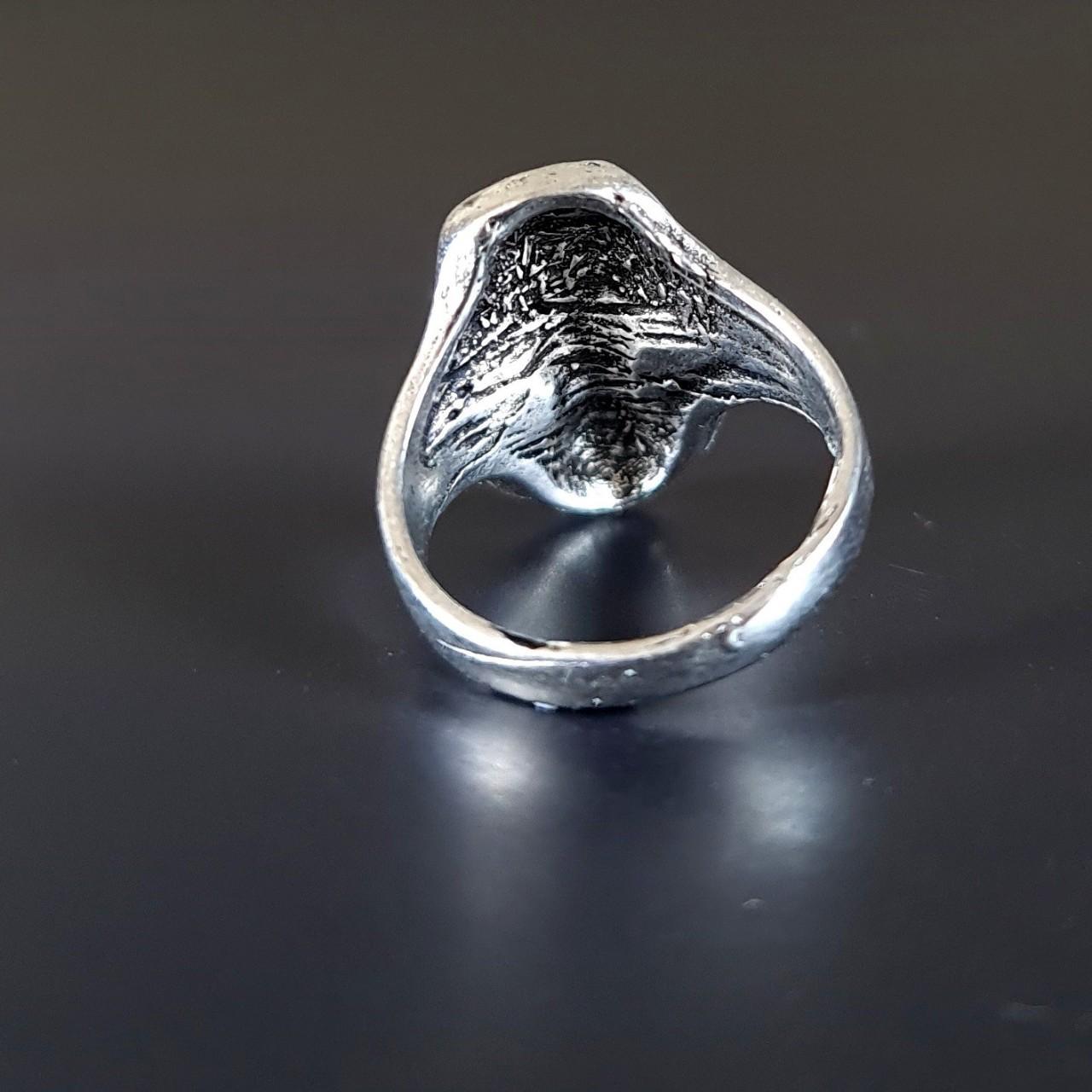 OxO 🔸️ 🔶️Skull head Ring🖤 🔸️$6🖤 🔶️silver metallic... - Depop